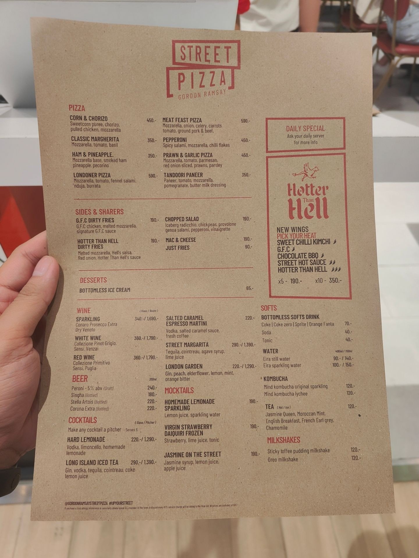 รูป Gordon Ramsy Street Pizza Emsphere