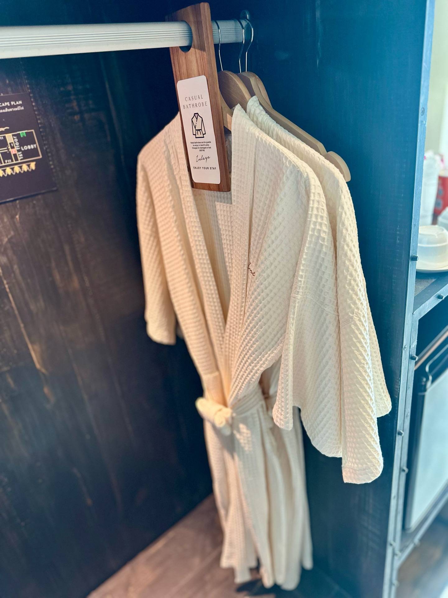 รูป Inlaya Ratchaburi