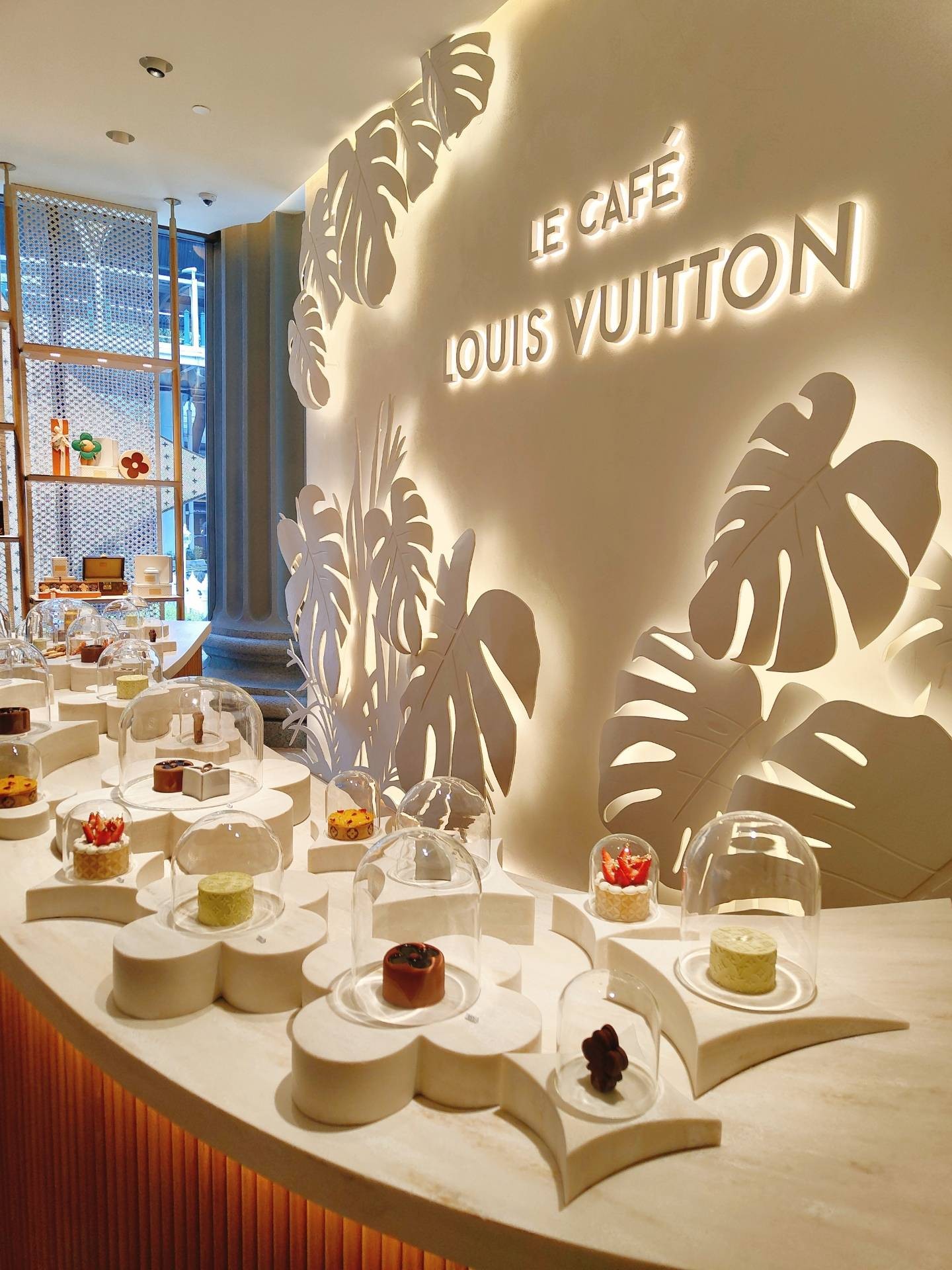 รูป Le Café Louis Vuitton