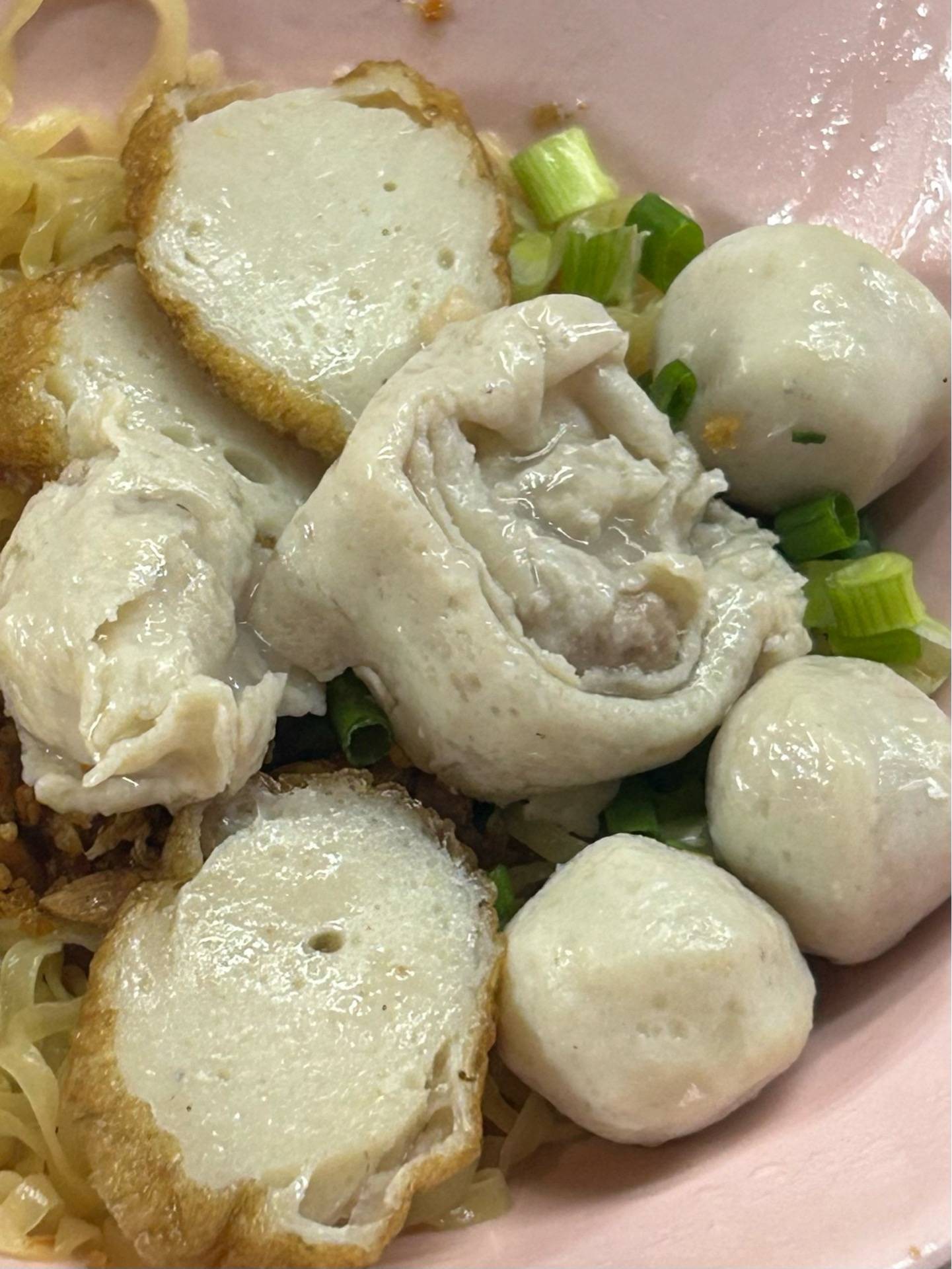 เกี๊ยวปลา ร้าน จิตรลูกชิ้นปลาเยาวราช เยาวราช