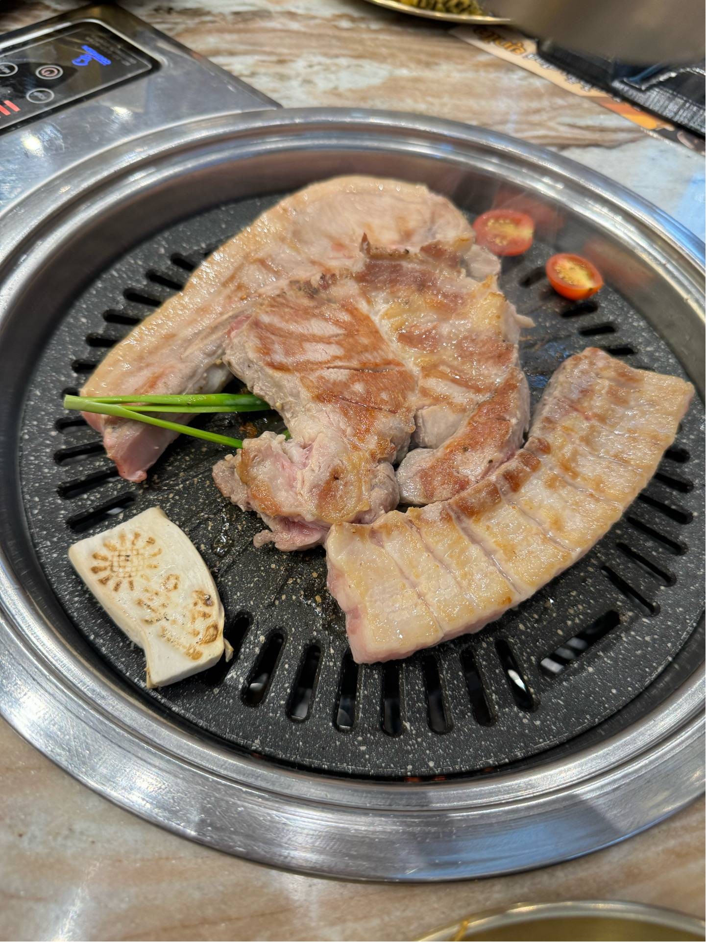รูป Yuk-do Korean Premium Grilled Buffet