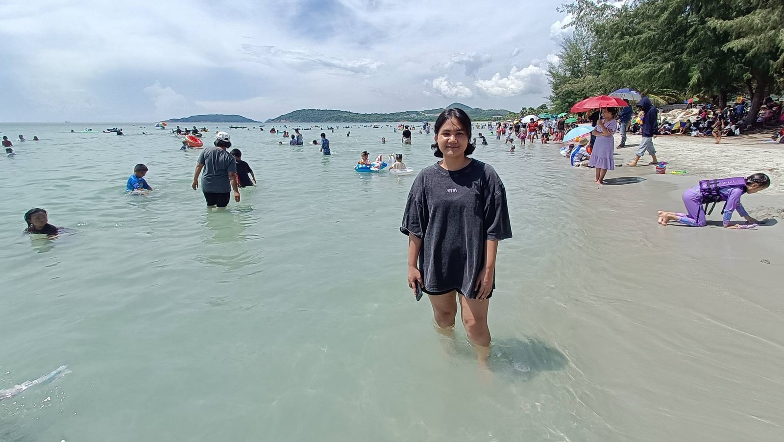 รูป หาดน้ำใส