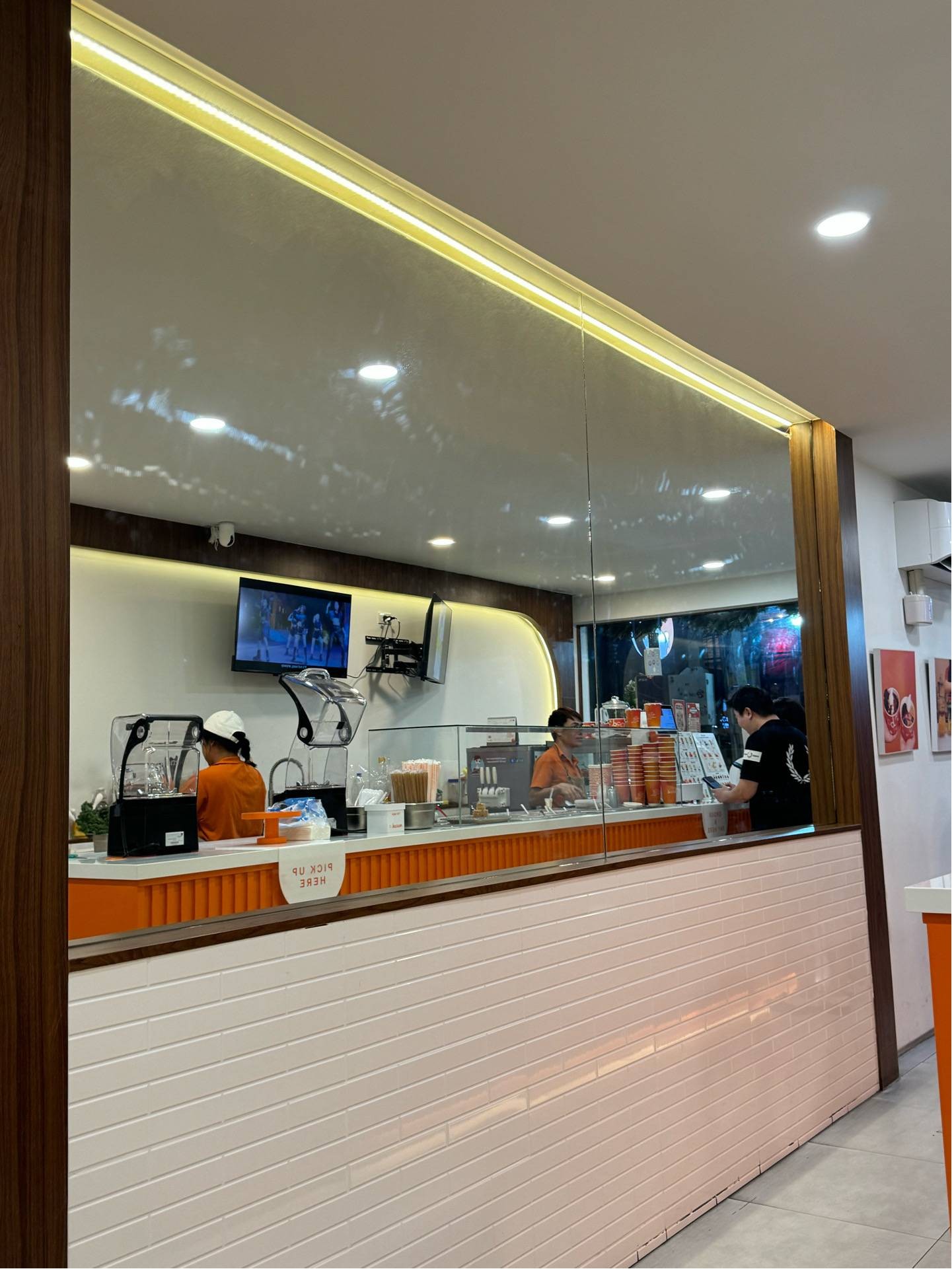 รูป Mooood Fresh Bar (มู้ดเฟรชบาร์) บรรทัดทอง