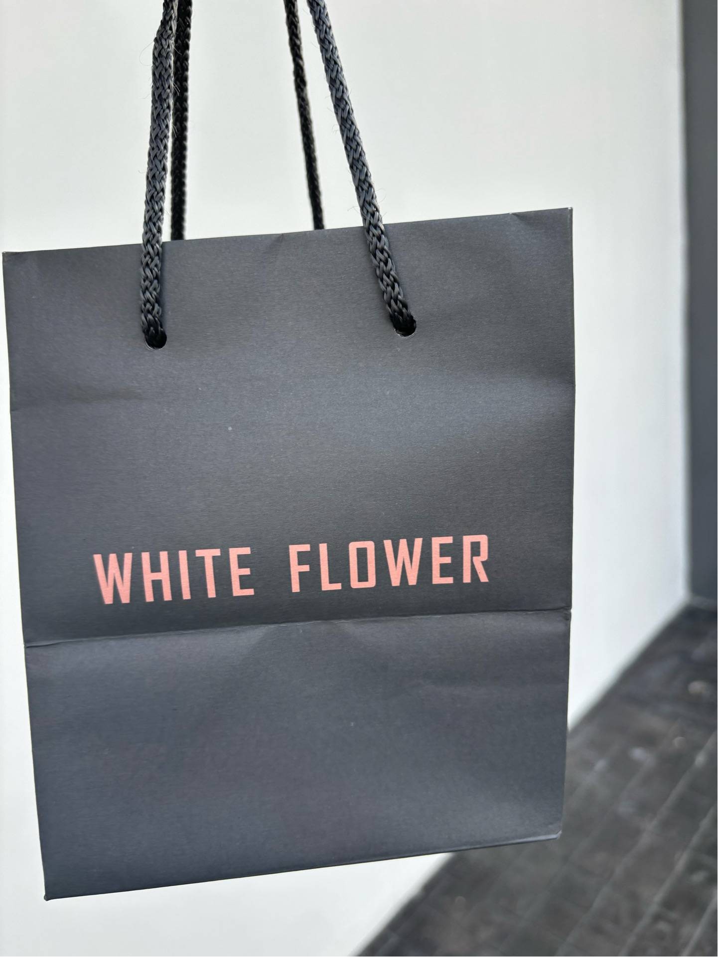 รูป ครัวดอกไม้ขาว สามย่าน