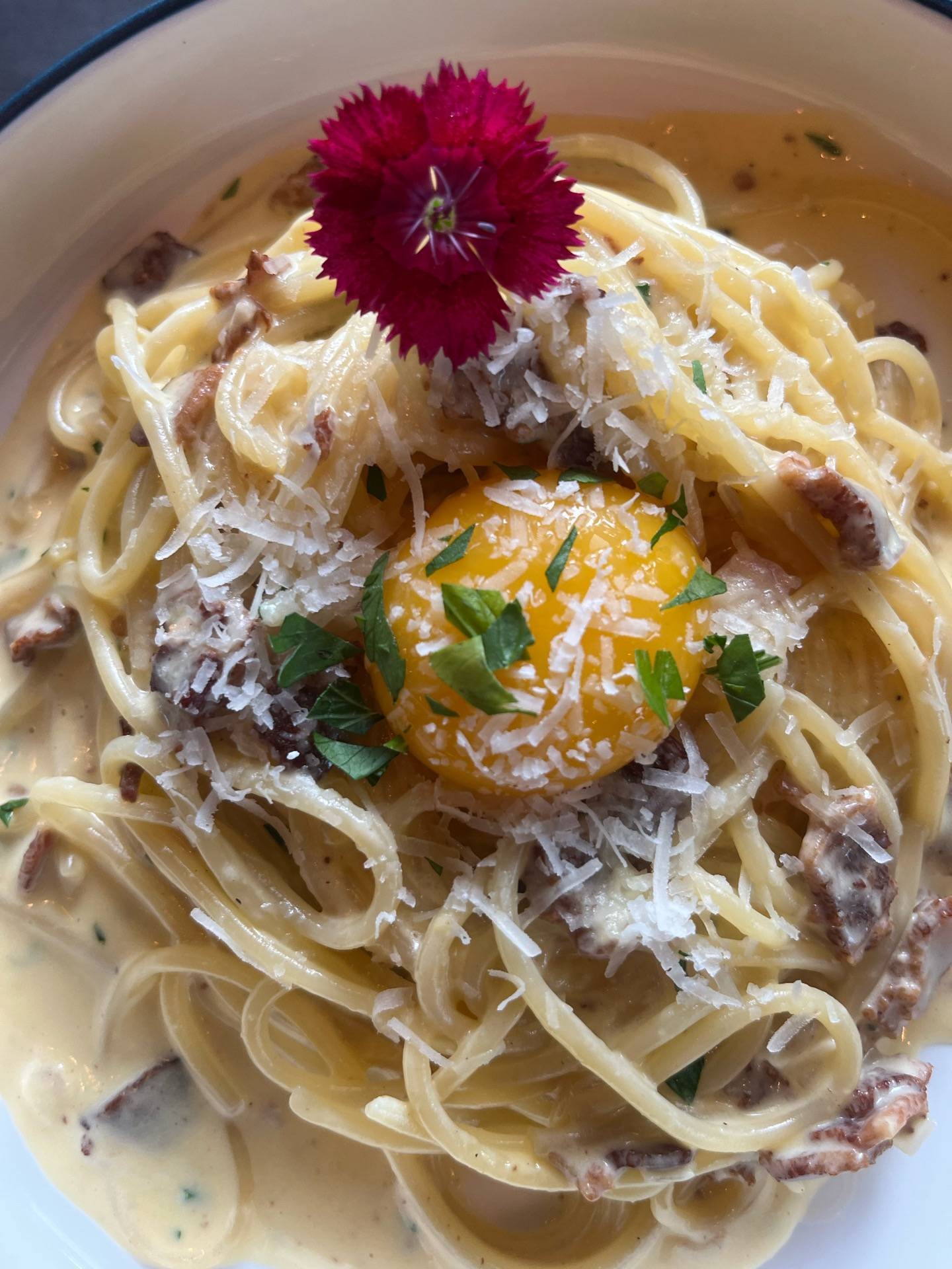 Carbonara ร้าน Orca Baker & Butcher ลาซาลอเวนิว