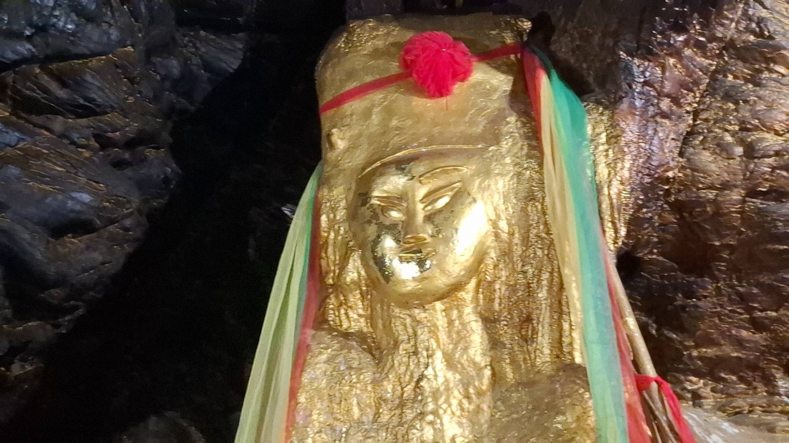 รูป เกาะสีชัง