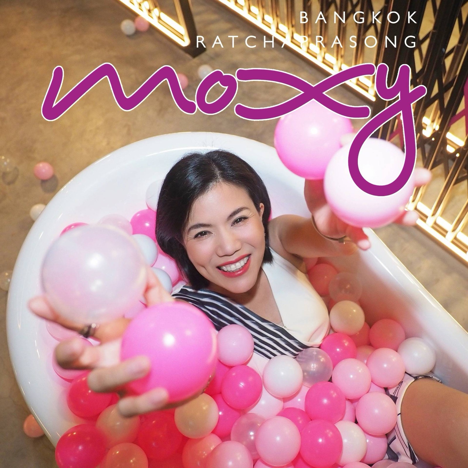 รูป MOXY Bangkok Ratchaprasong