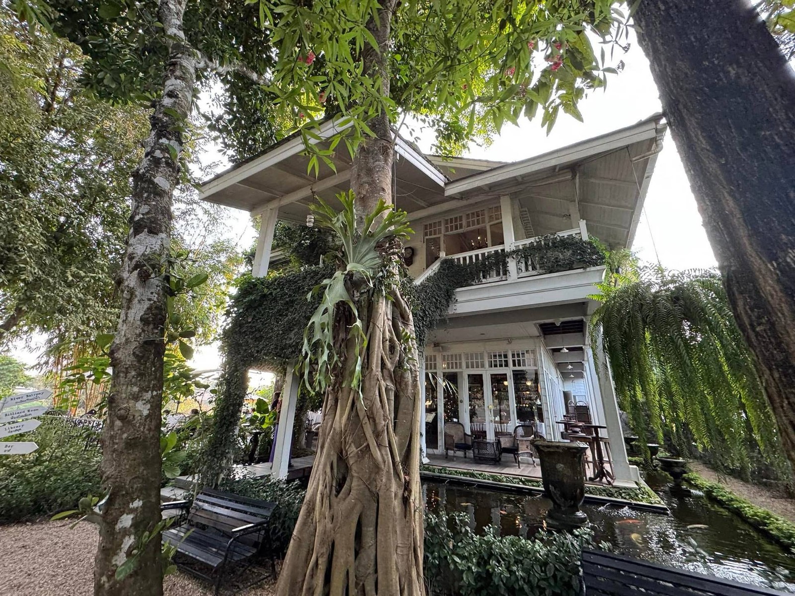 รูป Chivit Thamma Da Coffee House, Bistro&Bar