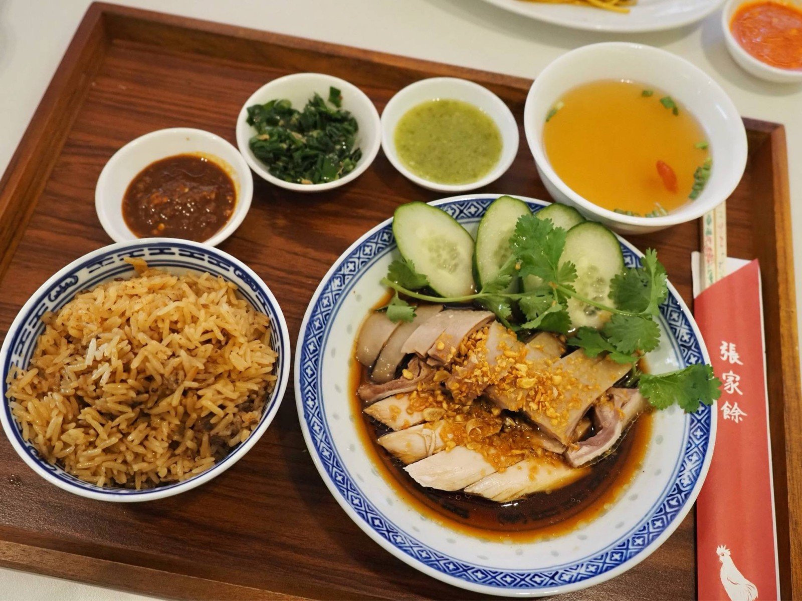 รูป ข้าวมันไก่เบตง จางเจียหยี 張家餘 (Baytong Chicken rice)