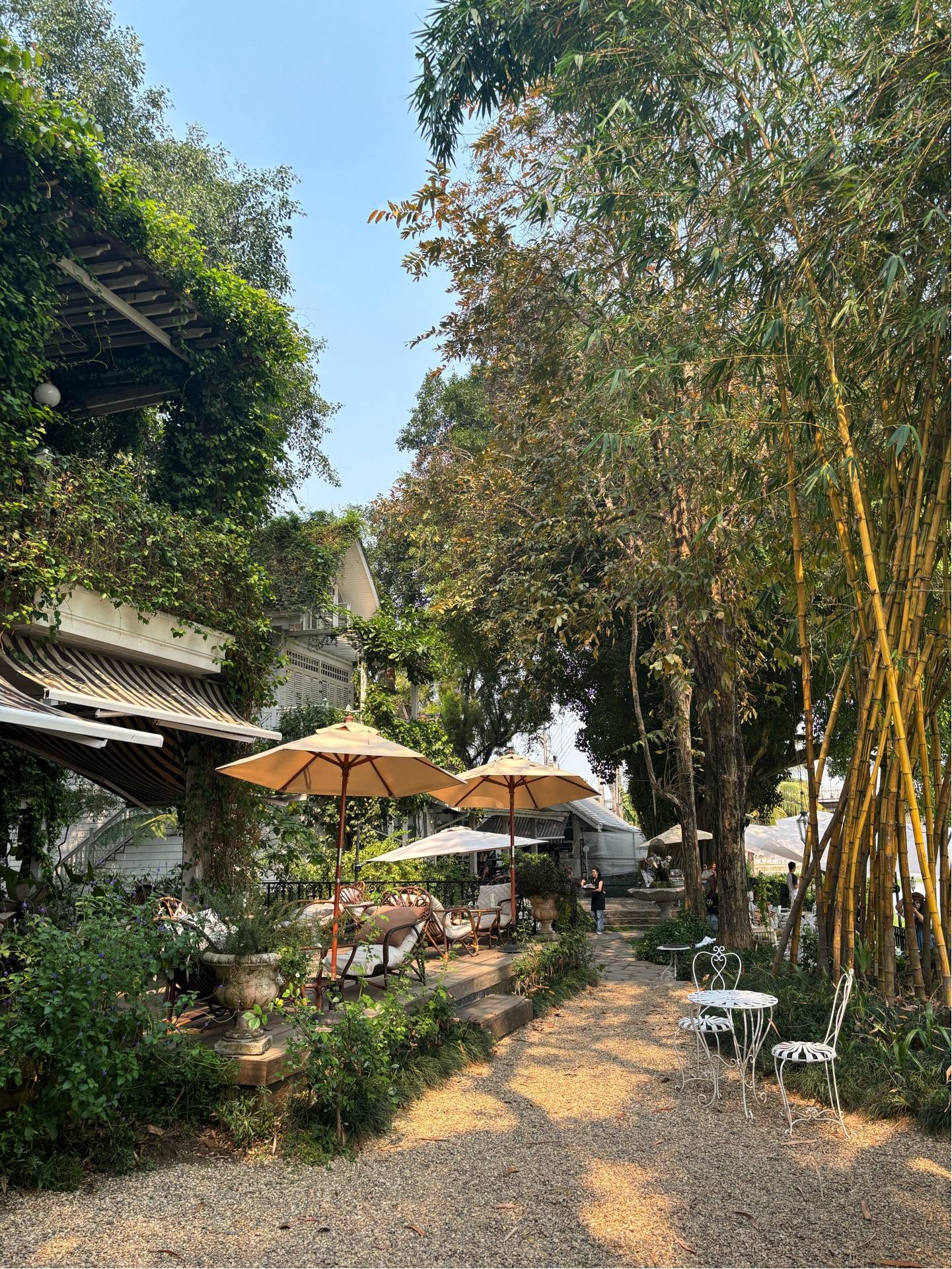 รูป Chivit Thamma Da Coffee House, Bistro&Bar