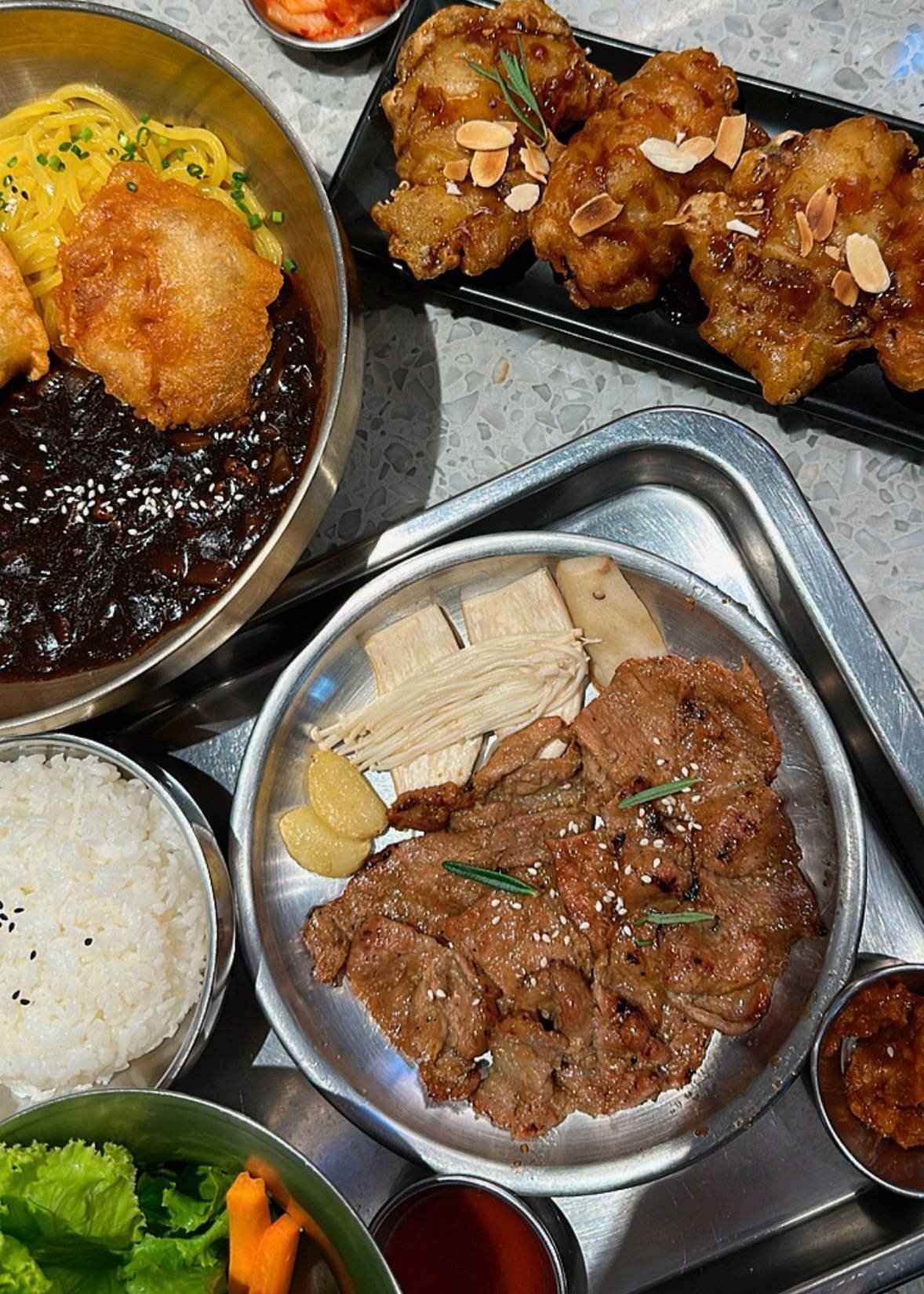 รูป Hasul Korean Restaurant Siam center