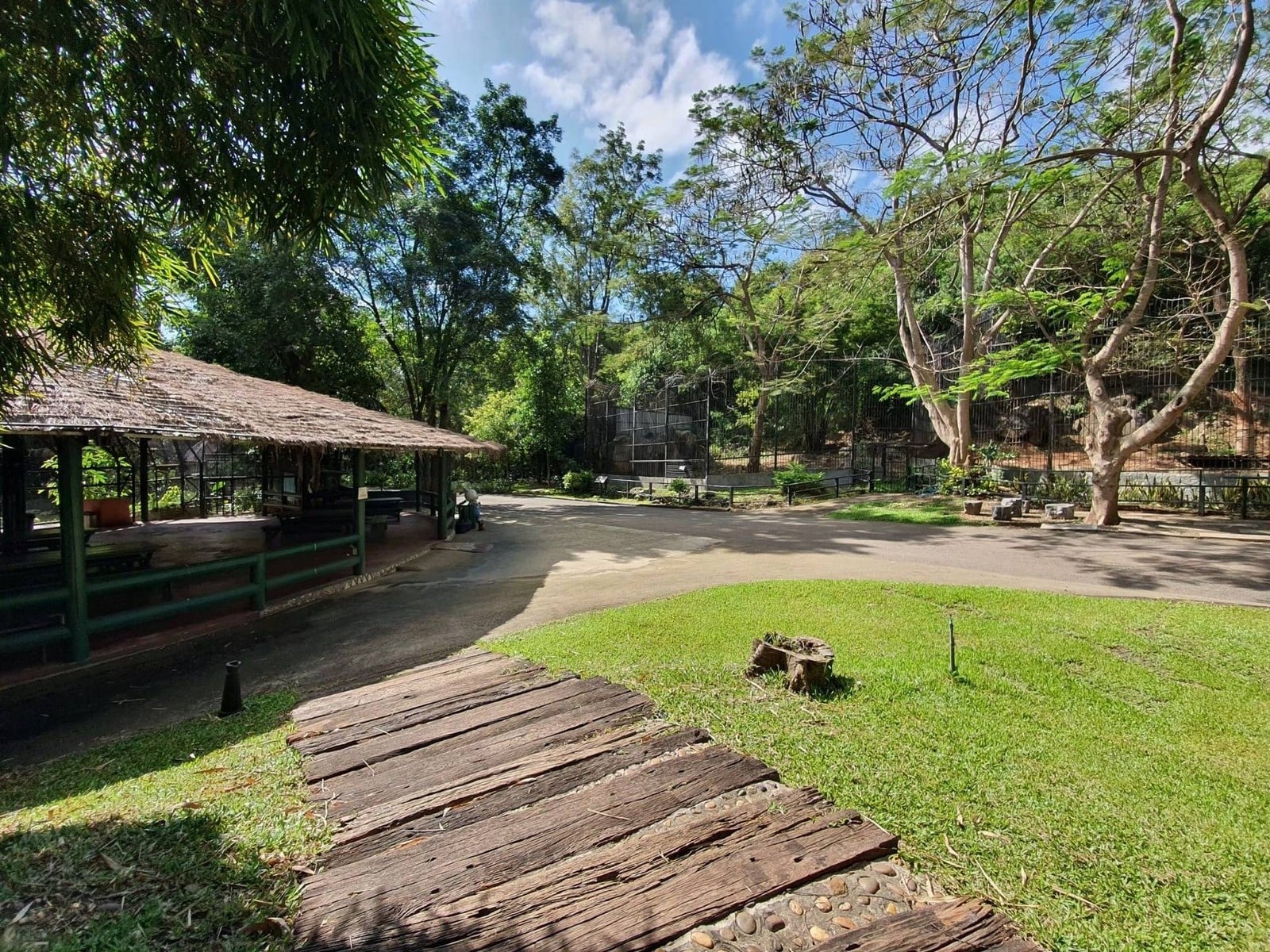 รูป Bonanza Exotic Zoo
