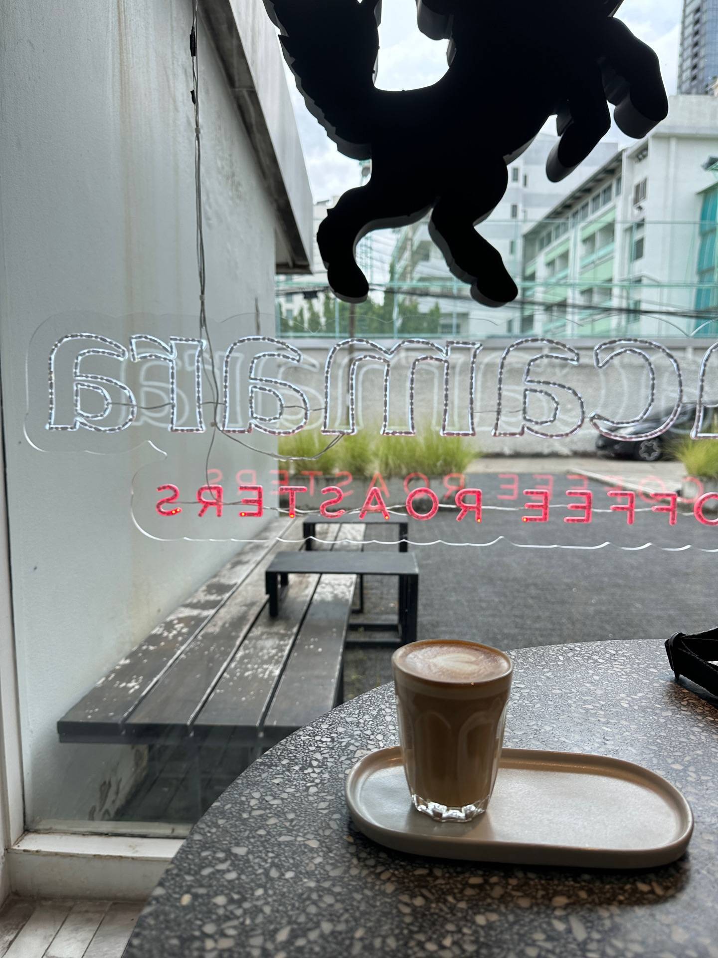 รูป PACAMARA Thonglor 25
