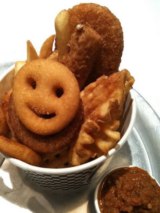 ร้าน frie me to the moon Siamkrit | รีวิวร้านอาหาร