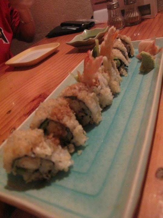 [รีวิว] ร้าน Tsunami Sushi Bar | เมนูแนะนำ รูปภาพ ราคา