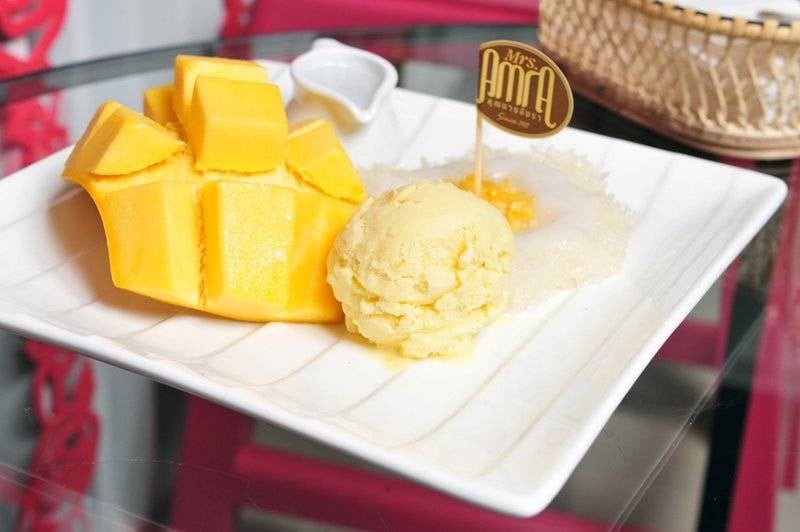 รีวิว คุณนายอัมรา Mrs.Amra THE TASTE OF MANGO เซ็นทรัลเวิลด์ - ข้าว ...