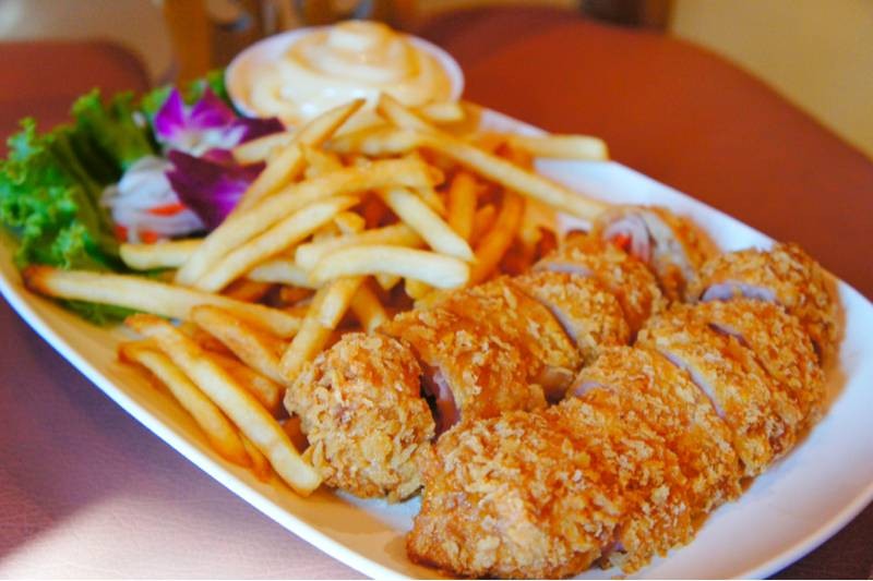 รีวิว COLONZE - จัดจ้าน ถึงใจ เอาใจใส่ด้วยบริการ