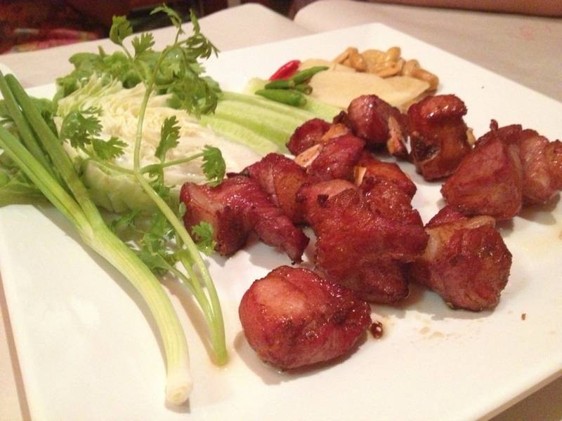 รีวิว SORTREL Sathorn นราธิวาสราชนครินทร์ 17 - ร้านอาหารเคล้าเพลงเพราะๆ