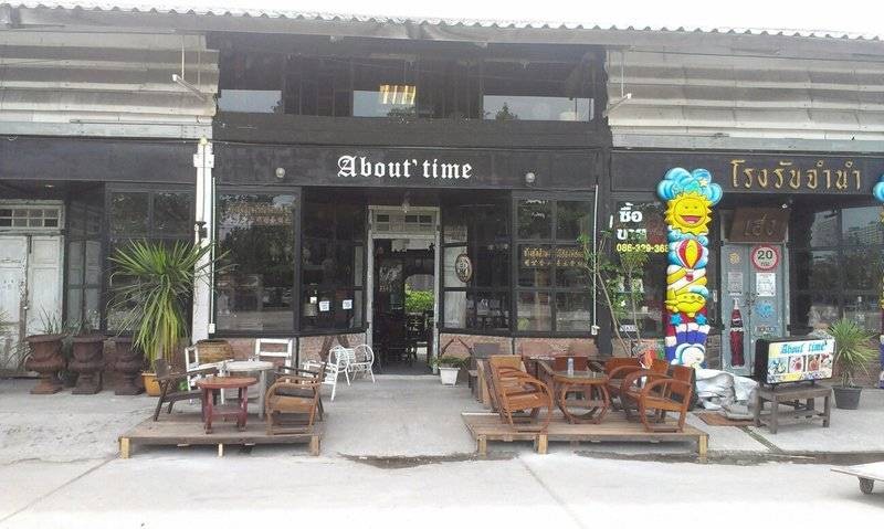 รีวิว About Time Bar - ปรับปรุงร้านใหม่นั่งได้มากกว่าเดิมในบรรยากาศชิวๆ