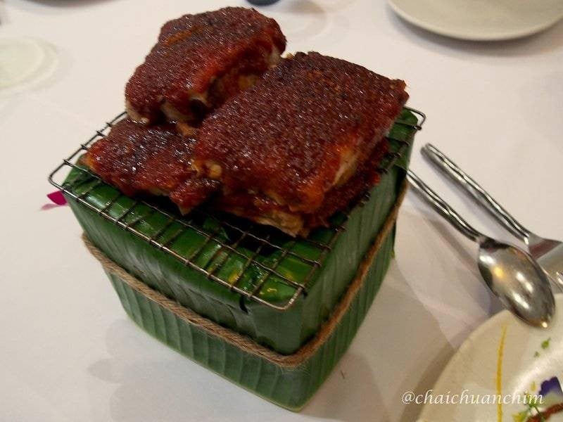 รูป Issaya Siamese Club