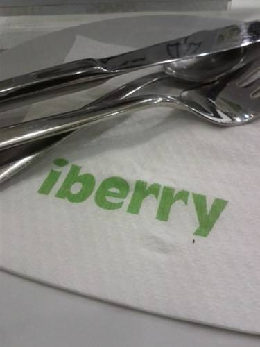 รีวิว iberry ปิยะรมณ์ เพลส - เติมน้ำตาลเข้าตัวที่ iberry