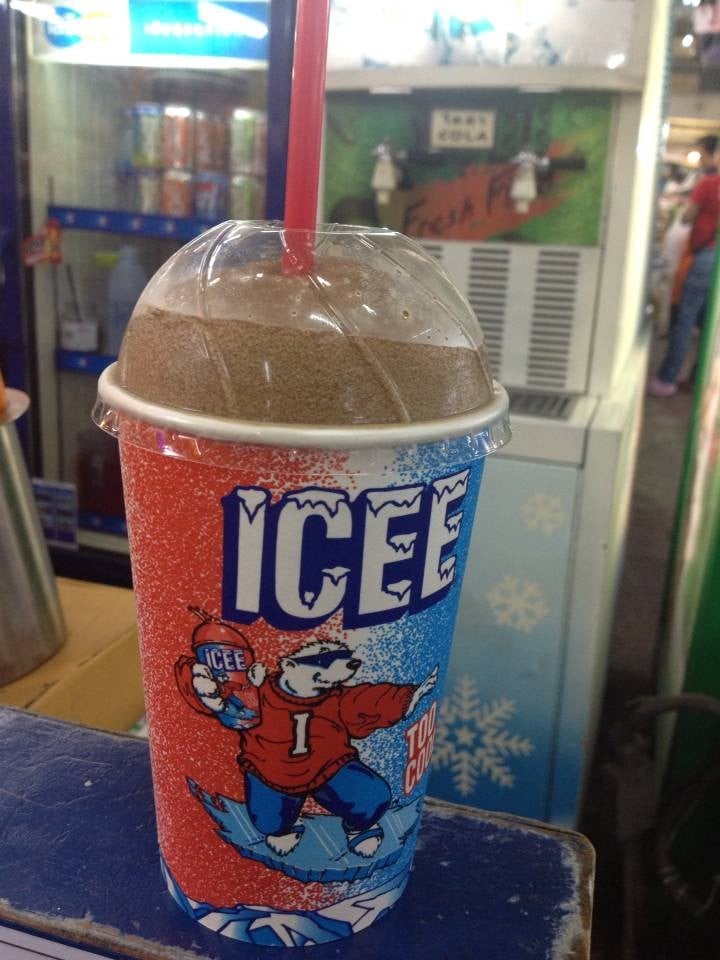 ร้าน ICEE กาดหลวง | รีวิวร้านอาหาร - Wongnai