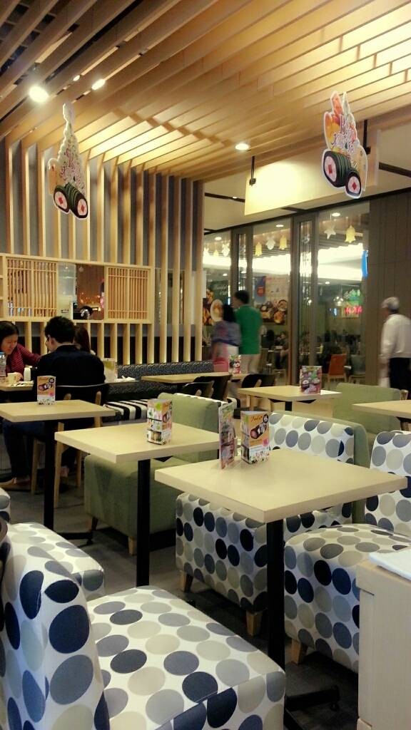 รีวิว Kyo Roll En เซ็นทรัล ลาดพร้าว - ทานไอติมถ่านเพื่อสุขภาพ - Wongnai