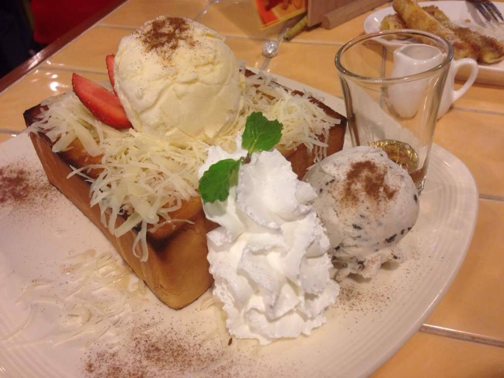 รีวิว Mr.Toast - toast ฟินๆ กรอบอร่อย ไอติมรสชาติดี พ่อค้าแซ่บ - Wongnai