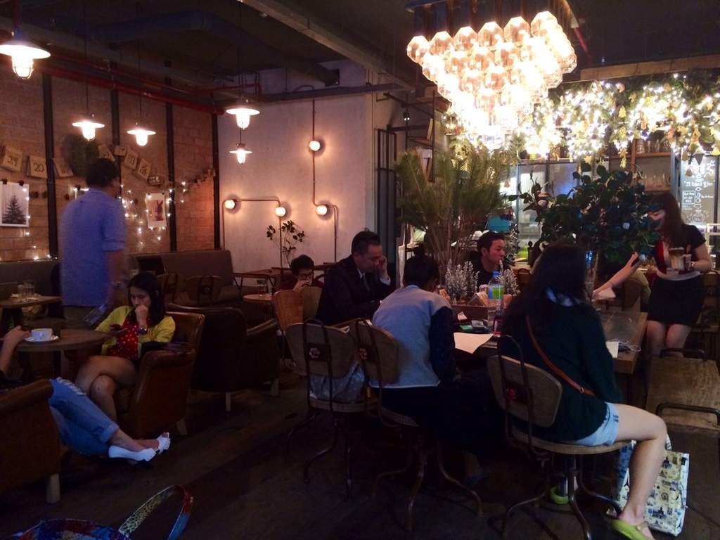 รีวิว Casa Lapin Ari Josh Hotel - บ้านโพรงกระต่ายแสนแนว กับ กาแฟดริปแสนเข้ม