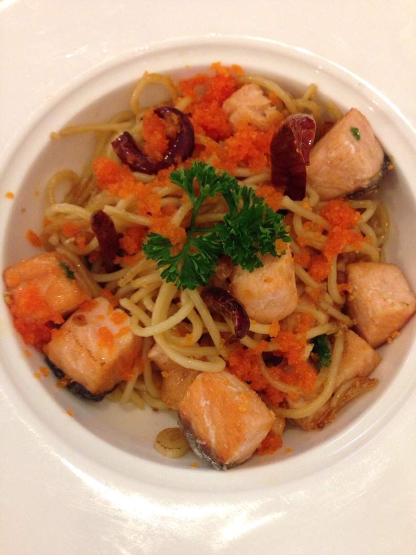 รีวิว Yeek Cake Coffee Food - อาหารหลากหลาย รสชาติถูกใจ - Wongnai