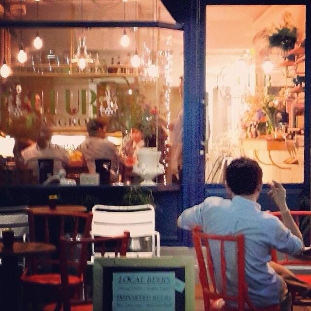 รีวิว Glur Bangkok Hostel & Coffee Bar - Nice Hostel in the middle of ...