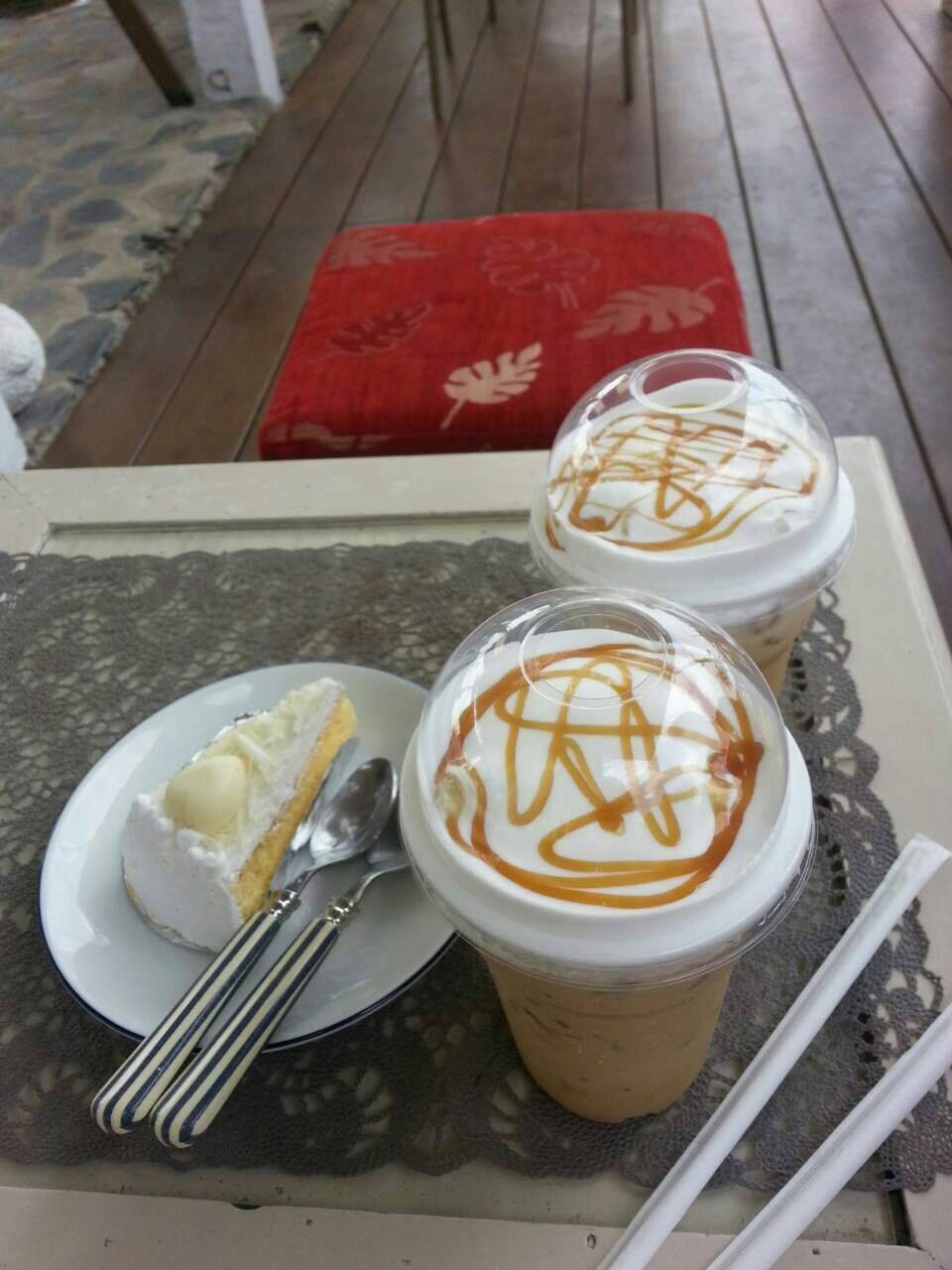 ร้าน Coffee De Moon | รีวิวร้านอาหาร