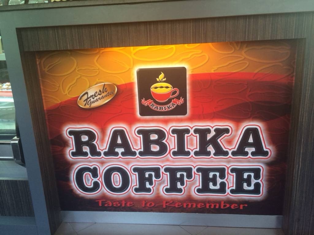 รีวิว Rabika Coffee ปั๊มเอสโซ่สาขาหนองหอย - บริการแย่ ไม่สนใจลูกค้า