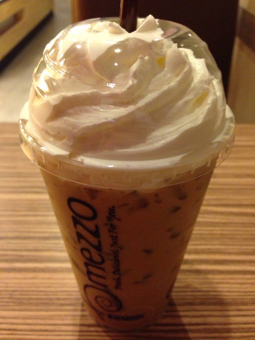 รีวิว Mezzo Coffee เจ-พาร์ค ศรีราชา - mezzo coffee corner in J-Park ...