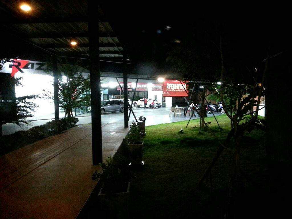 รูป Raze Coffee Bar And Berverage