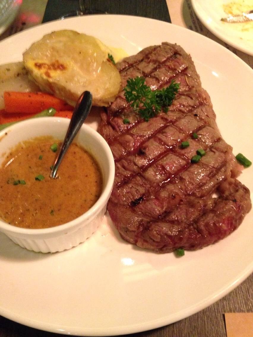 รีวิว Number 9 Grill By Blue Chili New York - บรรยากาศสบายๆ สเต็กอร่อย