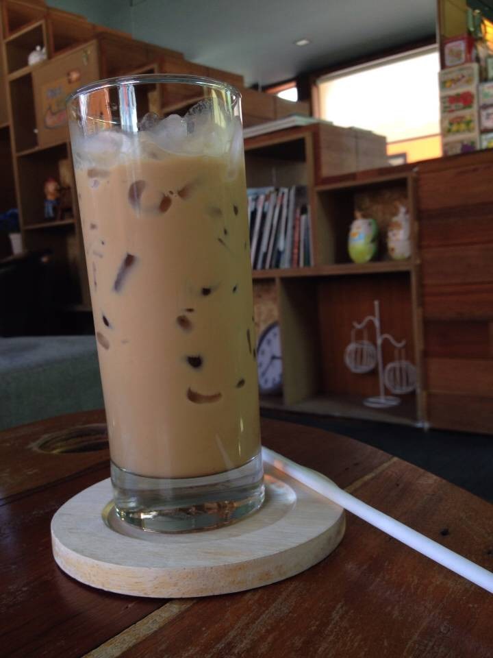 รีวิว Same Same But Different cafe - ร้านเล็กๆ น่ารักในซอย เค้ก กาแฟ อร่อยค่ะ