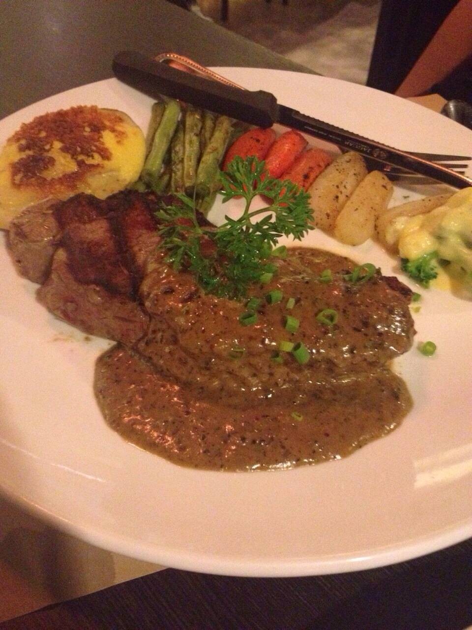 รีวิว Number 9 Grill By Blue Chili New York - สมคุณค่าราคา