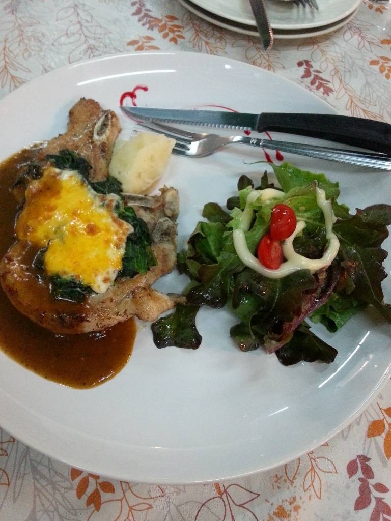 รีวิว Kritsada Steak House - คำแรกเลย"รอนานมากกกกกกกก" คำต่อมา "อร่อยสมการรอ"