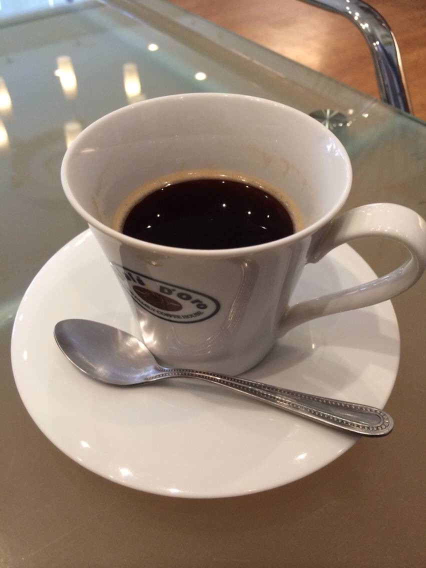 รีวิว Coffee D'oro - ครัวซองแฮมชีท อร่อยมากครับ บรรยากาศดีเย็นสบาย ...