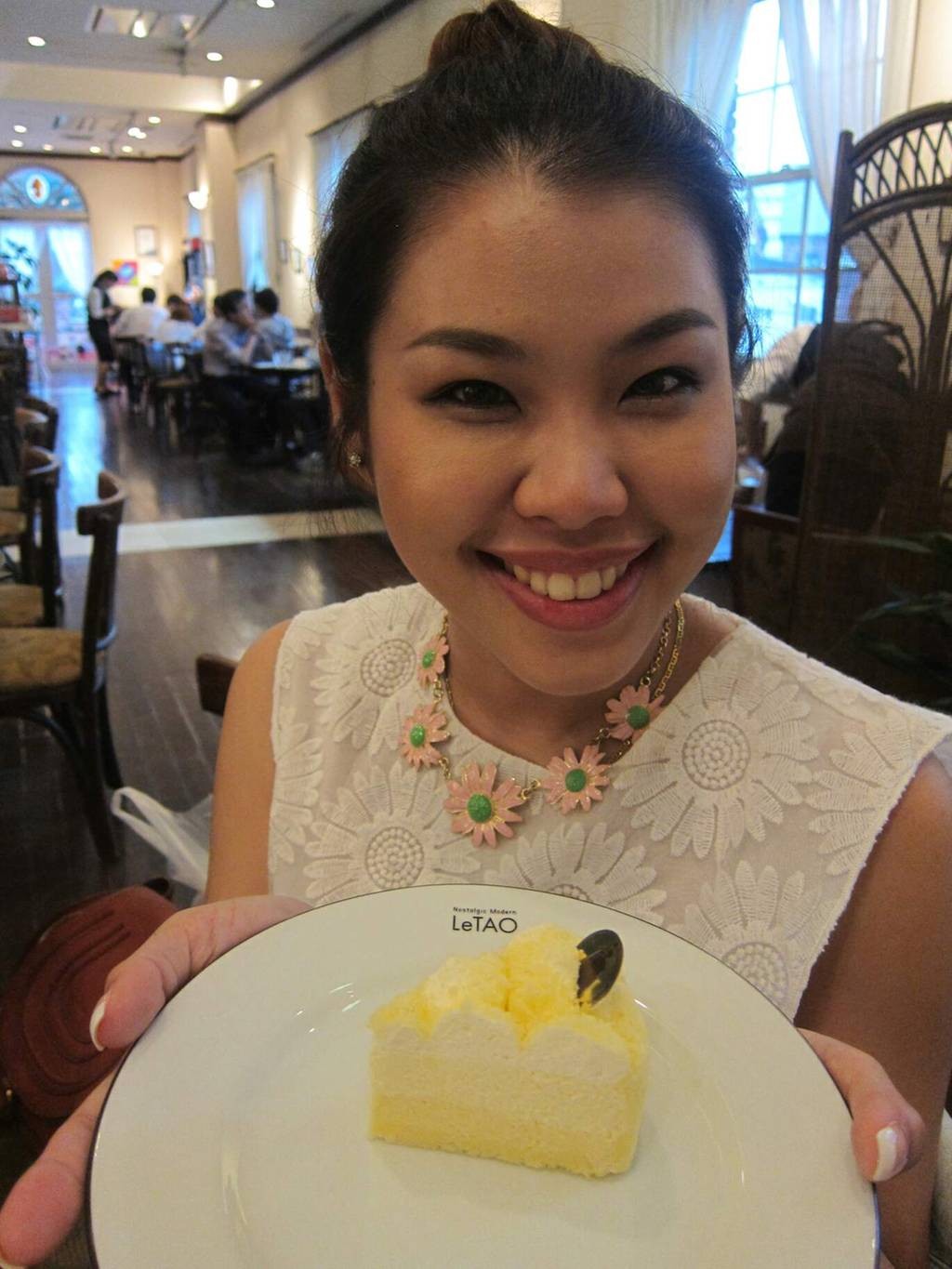 รีวิว Cafe LeTAO - Double Fromage - ชีสเค้กเทพ 2ชั้น 2อารมณ์