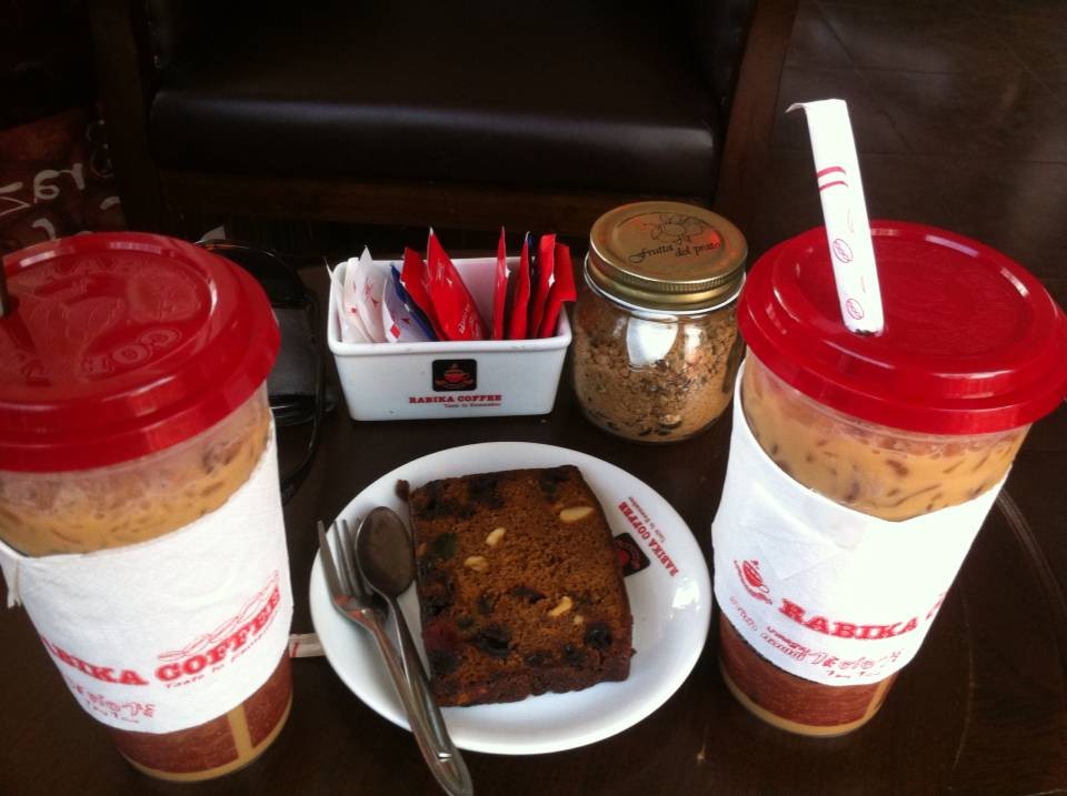 รีวิว Rabika Coffee ปั๊มเอสโซ่สาขาชลบุรี บายพาส - กาแฟธรรมดาๆ ไม่น่า ...