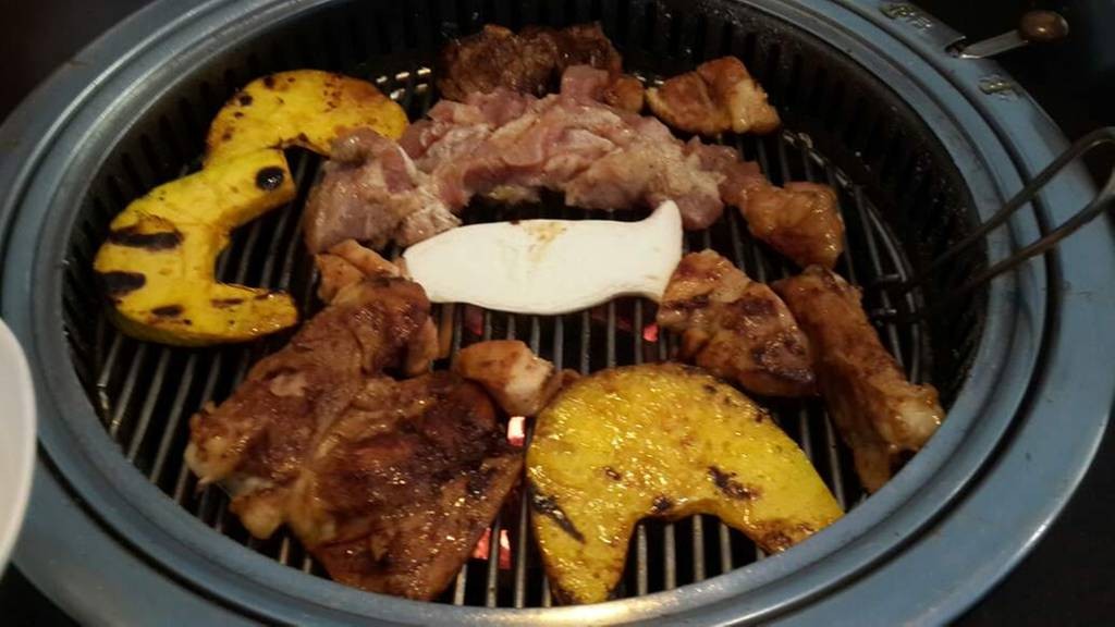 รีวิว Sam Poong - Sampoong Buffet BBQ 350 net