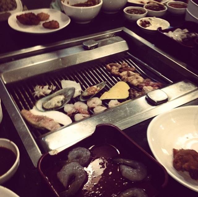 รีวิว Grillzilla BBQ Buffet - ปิ้งย่างอร่อยๆ ในราคาเบาๆ - Wongnai