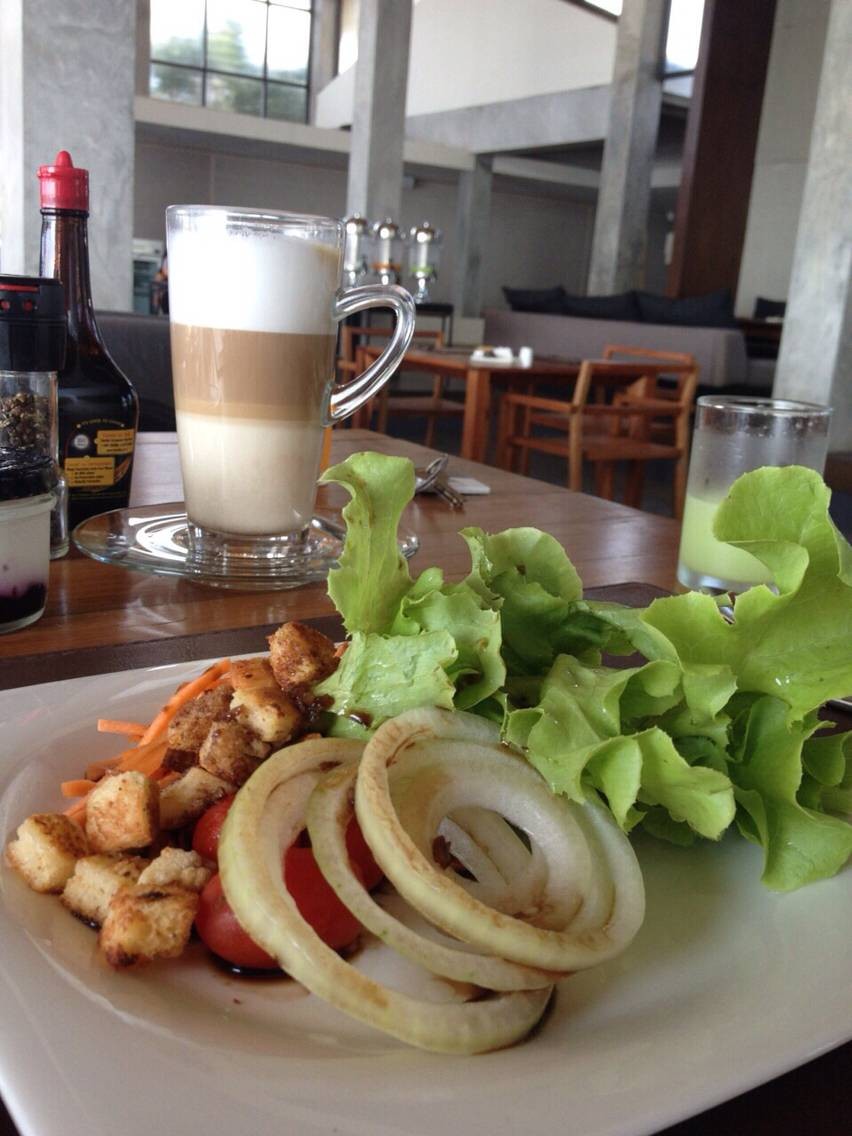 รีวิว 4K Restaurant X2 Samui - เสียงคลื่นกระทบหาด