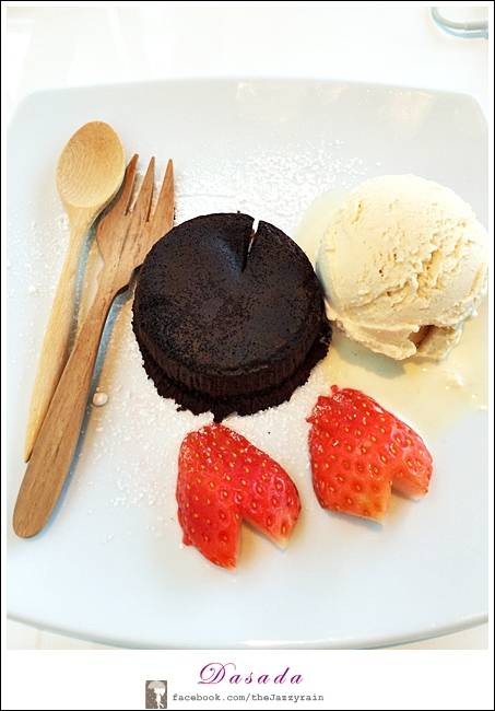 รีวิว Dasada Cafe’ Gallery - บรรยากาศชวนให้นั่งชิล ไม่อยากลุกไปไหน
