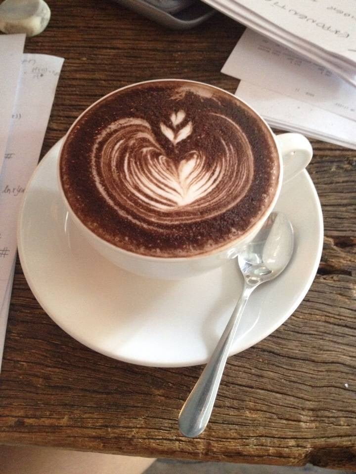 รีวิว Casa Lapin Ari Josh Hotel - ร้านที่เหมาะกับการนั่งชิวมาก