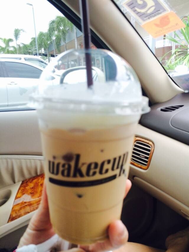 รีวิว wakecup coffee & bakery เอสโซ่ เทพารักษ์ กม.8 - กาแฟสูตรเฉพาะหอมอร่อย