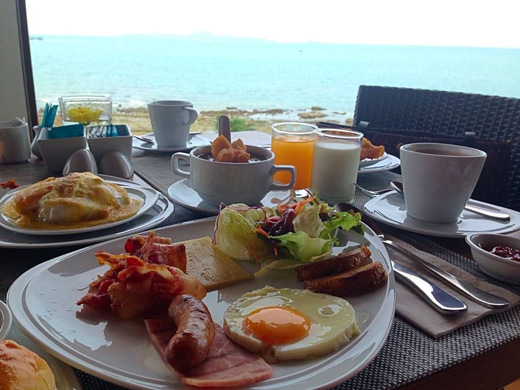 รีวิว Radius Restaurant at Cape Dara Resort - อร่อย ได้มาตรฐานโรงแรม ...