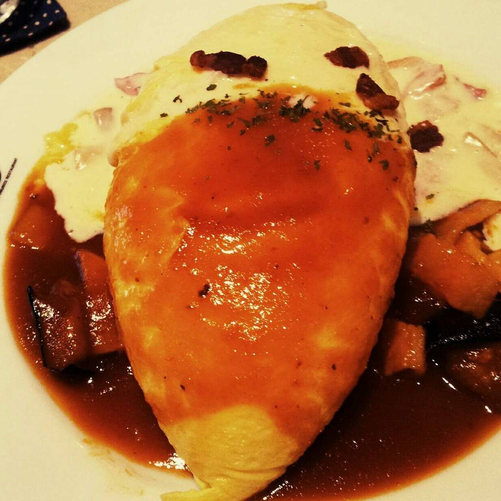 รีวิว Omu Japanese omurice & cafe เซ็นทรัลเวิลด์ - ข้าวผัดห่อไข่ลาวา ...
